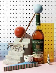 60+ Amazing Memphis Design Examples that Radiate Euphoria | GM Blog